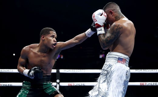 Who won the boxing match tonight between Devin Haney and Joseph Diaz Jr. (4th December 2021)?