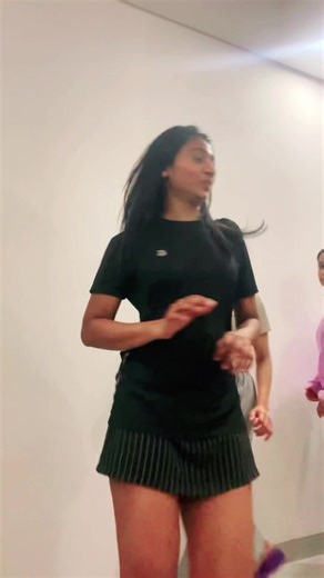 Recruiting agent 🫶🏼 just doing the trend #trending #fyp #fyppppppppppppppppppppppp @sassyElle14 khine & Amala 🫰