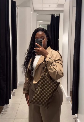 Spring Fashion: Chic Outfits for Gloomy Weather