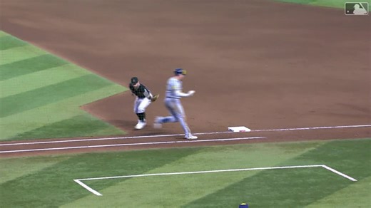 Luke Voit's infield single