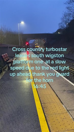 cross country class 170/622 leaves south wigston at a low speed due to the red light up ahead thank you to the guard for the horn it was much a appreciated #fyp #trainspotting