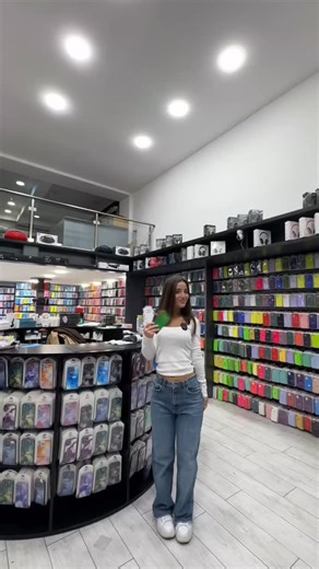 Techno Lab on Instagram: "💣შავი პარასკევის ყველაზე დიდი აქცია ტექნოლაბის ისტორიაში 💣 ❤️28ნოემბერს❤️ 🔹 ჩვენს ყველა პარტნიორ ფილიალში 🔹 🔴სილიკონის ქეისი ➖ 0.5 ₾ ❗️ 🔴100D Ceramic ➖0.5 ₾ ❗️ ▪️ეარპოდსები 🔺i16 ➖ 5 ₾ 🔺i18 ➖ 10 ₾ 🔺ფერადი pro ➖ 12₾ ▪️მარშალები 🔺 MARSHALL major 4➖25ლ 🔺 MARSHALL major 5 ➖35ლ ▪️დიდი ბლუთუზ ყურსასმენი 🔺P47 ➖ 6 ₾ 🔺აირპოდს P9 ➖ 15₾ 🔺აირპოდს P9 pro max➖ 28 ₾ ▪️ქეისები 🔺თხელი სილიკონები ➖ 0.5 ₾ 🔺კამერის დაცვით ➖0.5ლ 🔺ახალი ფერადი პრიალა ➖ 1ლ 🔺კამერის დაცვით (ალ