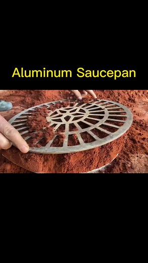 57 reactions | [NO BGM]Make an aluminum saucepan in 30 seconds.Rhythmic tapping can not only form good music, but also cast the perfect pan. [HandyZhu]#HandyZhu #aluminum #saucepan #reels #craftsman | Handy Zhong | Facebook