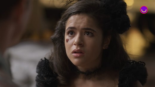 Bia prepara uma surpresa para Beto e o convida de última hora para uma festa. Contrariado, ele recusa o convite e termina o namoro dos dois, deixando a menina desolada! 🥺 #GarotaDoMomento | gshow