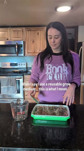 Here’s why I’m obsessed with reusable grow mediums: scrape the roots, wash it clean, plant again. 🌿 It’s that simple! Less mess, less waste, and a constant flow of fresh microgreens for smoothies, salads, and sandwiches. What’s left? It goes straight to the chickens or worms, so nothing is wasted. Save this post, follow along, and start your first batch this week! Trays and reusable grow medium from @On The Grow HILLSIDELIFE5 #microgreens #kitchengarden