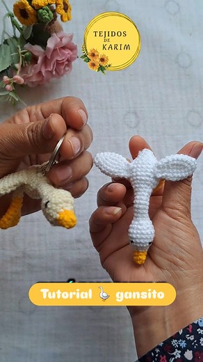 Gansitos tejidos a crochet ideal como llavero o adorno para tu auto #crocheteandoconamor♥️ #crochet #amigurumi #ganchillocreativo #amigurumilove | Tejidos de karim