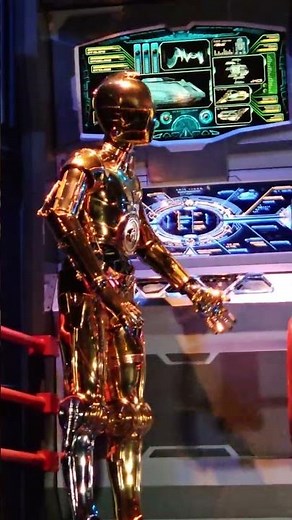 R2-D2 & C-3PO at Star Tours! 🤖✨
