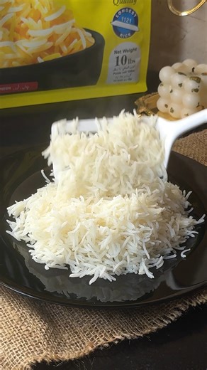 How to Make Perfect Boiled Rice | Fluffy, Aromatic & Easy! Want to master the art of cooking basmati rice? Learn how to make perfect boiled rice every time – soft, fluffy, and full of aroma. Whether it’s for biryani, curry, or a simple meal, this foolproof method using FALAK Basmati Rice brings restaurant-quality results to your kitchen! . . . #Falak #HowToMakePerfectBasmatiRice #BasmatiRiceRecipe #FalakBasmatiRice #FluffyRiceEveryTime #RiceCookingTips #KitchenEssentials #HomeChefGoals #DesiFood