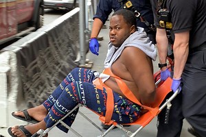 Man arrested for swining sword at Empire State Buiilding