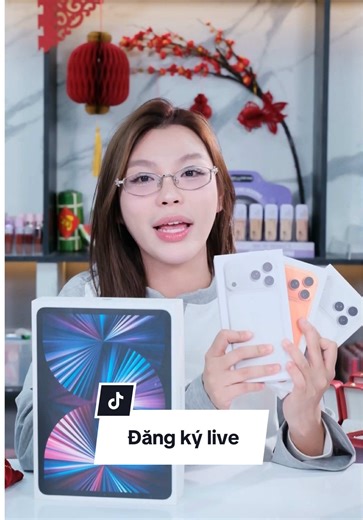 Hứa Ngân Review Nước Hoa Em Bé và iPad Pro M1