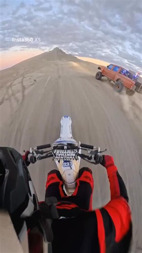 Racing @allamericansender to the top! . . @insta360 @insta360motorcycling #x5 #insta360 #insta360motorcycling | Tom Parsons 930