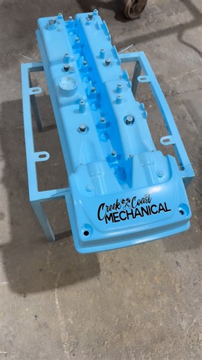 Sunshine Powder Coatings on Instagram: "Custom finished engine cover with @creek2coast.mechanicals logo 🥵 Certainly one way to stand out from the crowd without a slap on sticker 🤝🏼😍 #powdercoating #4x4 #sunshinepowdercoatings"