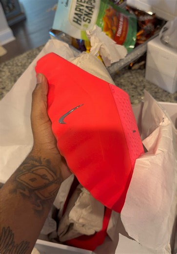 Nike Slides Unboxing: What to Expect from Your Purchase