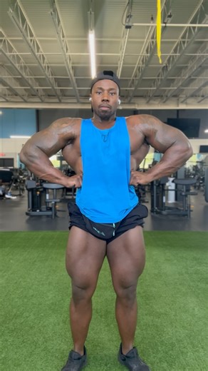 3 weeks in to this cut. The grind continues! 💪🏾 • • • #fitness #leanmuscle #bodybuilding #workout #gains | Clive Ibizugbe