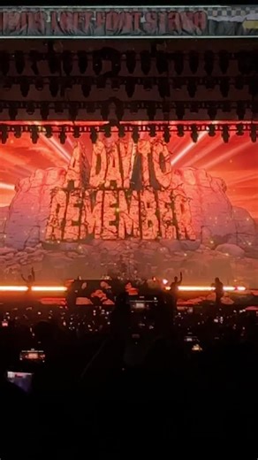 Bring me back 😩. #warpedtour #adtr #adaytoremember #elderemo #orlando