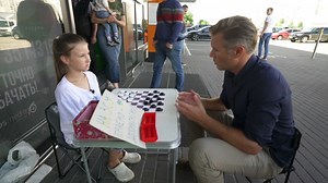 How this 10-year-old checkers champ is helping the Ukrainian army