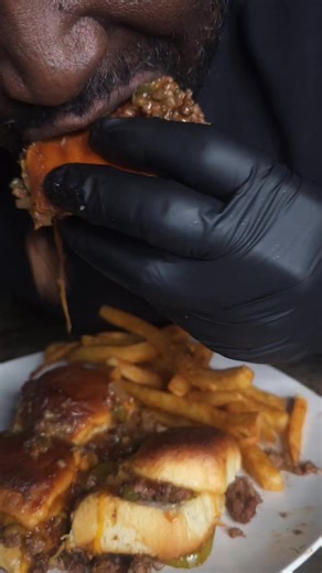 Spicy Jalapeño BBQ Beef Sliders Recipe! 🔥🍔 Perfect for Game Day Grub! #BBQ #SliderRecipe #SpicyEats #GameDaySnacks #FoodieFaves #EasyRecipes | Cooking With Tenny