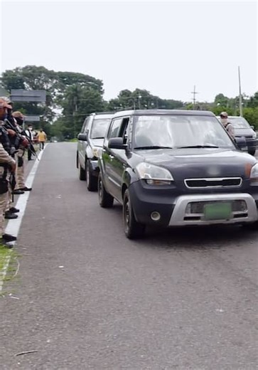 Stop! Border Control: Latin America S01:E05 - Narcos: Border Undercover