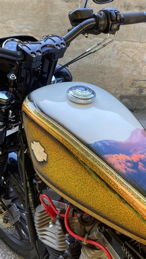 Adam Denes on Instagram: "Harley Davidson peanut tank (repost from 2021 made in the @adm.customs “shed”) Originally made for @sean.lockwood66 and i believe currently owned by @spencer_vr46 still one of my favourite fuel tank 😁 Again massive thank you (and credit) for @j.scud for letting me use his amazing photo 🙌🏽 check his page out his photographs are stunning! #adm #admcustoms #custom #kustom #custompaint customculture kustomkulture tattoo art freehand usa 🇺🇸 biker custombike xirallic dev