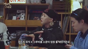 [#VID] Money Chord with guests GroovyRoom Groovy mention Jay Park #박재범 "We got calls from many labels such as YG/BigHit/Starship-etc. Swings also offered us to be co-CEO of his label. But we waited a year and signed w/ Jay Park's H1ghrMusic. Because he's the savior who taught us about mind setup and evrything. He's a leader, a captain, a true brother to us." 10:16-11:54mins👉 https://youtu.be/QZ5_yNPZ5aI?si=L1Tkzni6yLyncLIi&t=616 Trans:@.theJ_Effect (Twitter) | JWalkerz AUS