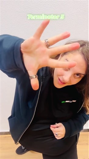 Defence Lab Puerto y Sagunto on Instagram: "Terminator 5!! Secuencia de Codos para que la repaseis en casa 🖤💚💪🏼😉 #puertosagunto #defensapersonal #defencelab #saguntovalencia #stopbullying"