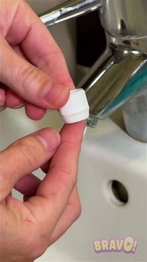Toothpaste Trick to Make Your Faucet Look Brand New! 😍🪥