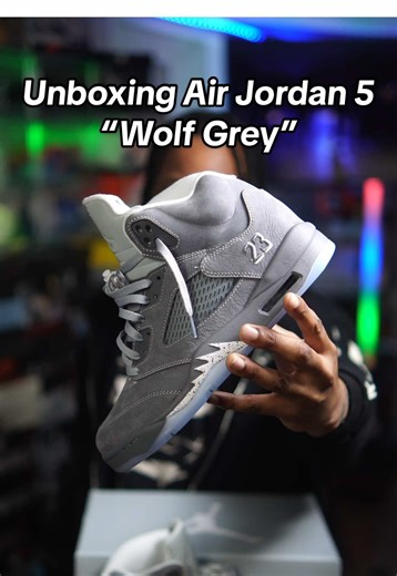 Unboxing Air Jordan 5 “Wolf Grey” 🔥 @Nicole.bear6 💕 #Jordan5 #Jordan #Sneakers #Shoes #Sneakerhead