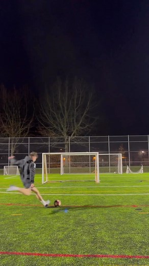 Freekicks | Your Goal-Scoring Guide on Instagram: "That Monday Feeling 😵‍💫❌ @erikedwardson Submit your freekicks via the link in our bio!"