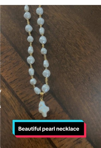 This is one of those pieces you can wear daily or gift without overthinking it. Classic, elegant, and effortless. Definitely one to keep in your jewelry rotation. #PearlNecklace #CrossNecklace #FaithJewelry #GoldPlatedJewelry #MinimalJewelry