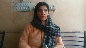 Rahul Gandhi Kon hai, hero ko log dakhnay jatay hai lakin vote nahi. Kashmiri women leader Mrs gazala criticized Rahul Gandhi | JK Exclusive News portal