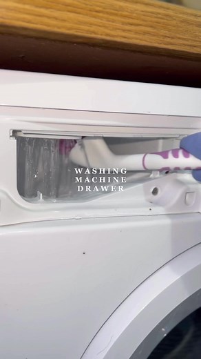 How to Clean Washing Machine Drawer: Tips and Hacks