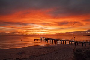 13K views · 606 reactions | How stunning is this sunset timelapse over Coogee Beach, Perth?! 李 Show us your sunset snaps from around WA and we'll feature the best on ABC Perth   Lucas Pickering Photography | @el.picko on Instagram | ABC Perth | Facebook