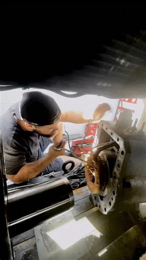 Part III: Daniel and Scott replacing motor terminal seals on a Hitachi Screw chiller! 💪🏽🛠️ Following the annual service it was found the motor’s insulation winding resistance values were poor. Contact us to discuss your needs: 0407502135, no job is too big or too small for our team! . . Chiller technicians HVAC technicians Applied chillers . . . . . . #airexchange #airexchangeaustralasia #airexchangeappliedcooling #hvactech #hvaccontractor | Air Exchange