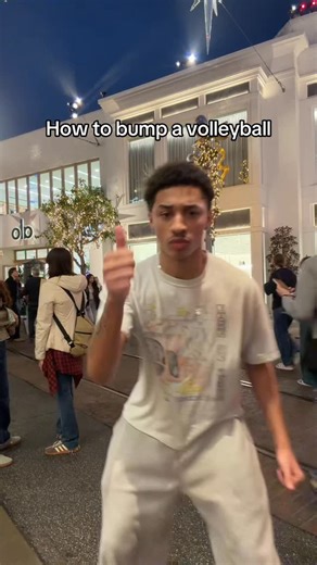 Yas on Instagram: "Incase you didn’t know by now #sassymanapocalypse #funny #tutorial #reels #viralreels"