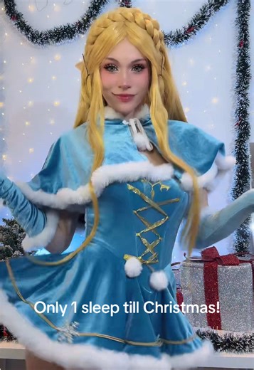 Exciting Zelda Cosplay for Christmas Fun!