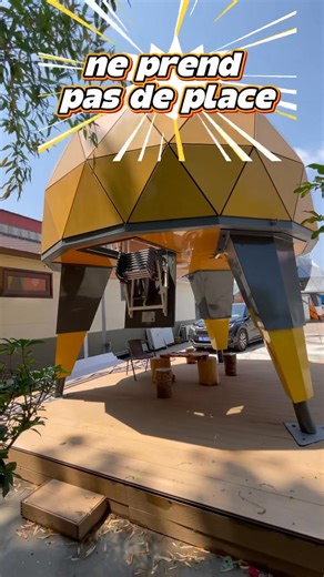 Aimez-vous ce type de maison ? ❤ Pour plus d'informations, veuillez consulter ma bio ou m'envoyer un message direct ✨ #tinyhouse #tinyhome #tinyhouses #volferda #tinyhomes #mobilehome #mobilehouse #resort #resorts#resortstyle #resortrentals#capsulehouse #vacationhome #shipping #airbnb #airbnbhost 🔗WhatsApp link：wa.me/85252846949 📱WhatsApp： 852 52846949 📪Email ：sales@capsulecastle.com | CapsuleCastlefrance