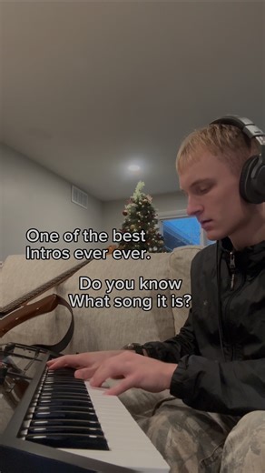 One of the best intros ever 🔥 #synthesizer