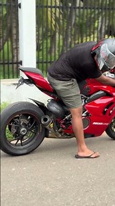ගමේ ඇංටිලට අහන් ඉන්න බැරි සද්ද 😁💣 #automobile #addictedsuperbikes