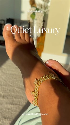 🌟KEEP IT CUTE 🌟 on Instagram: "No matter the occasion, keep it cute ✨👣 Shop anklets at WeStayPretty.com"
