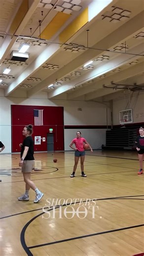 Good defenders know they can react to and recover from a fake. Use that to your advantage. They won’t recover from the second one. This balance shift takes time to develop, but it is 1000% worth it. Go move somebody today. Huge shoutout to @chadsongy for this absolute masterpiece of a move 🥹 Comment SXSBREAKDOWN if you want a personal shot breakdown, a custom plan, and 30 days of ongoing feedback. Good defenders know they can react to and recover from a fake. Use that to your advantage — they w