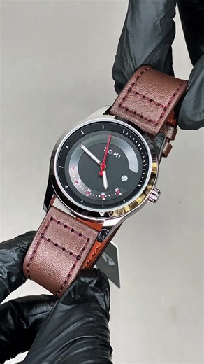 Minimalist Watch That Completes Your Outfit