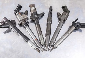 WATCH: They might be small but they have a big job to do - Here's how fuel injectors work