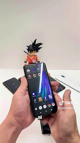 Điện thoại Sharp Zero 2: Review, Nhược điểm, Pin sử dụng