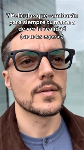 Jorge Muñoz Parral | Mentor en Ley de Atracción & Abundancia on Instagram: "Escribe 👉”YO” y accede GRATIS AL RETO DE 7 DÍAS DE EL CÓDIGO DE LA ABUNDANCIA No son películas “de motivación”. Son portales. Si las ves con consciencia, algo en tu mente no vuelve a ser igual. 🧠✨ Guarda este reel. Vélas en orden. Y observa qué se mueve dentro. ⸻ 1️⃣ REVOLVER (2005) La más incomprendida… y la más peligrosa. Una película sobre el ego, el verdadero enemigo, y la Cábala aplicada al juego de la mente. 👉 C