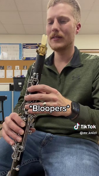 Do Clarinets Have a Spit Valve? Clarinet Insights