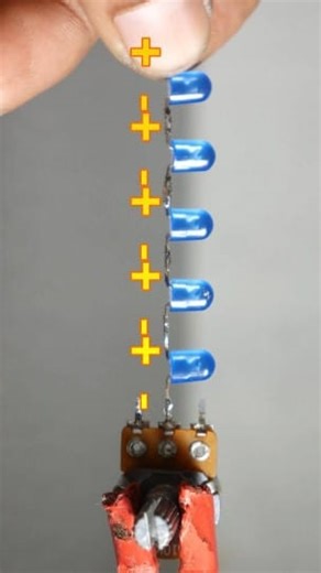 Adjustable Voltage Level Circuit #electronicsprojects #schematicdesign #electronics #electronic #diyprojects #Voltage #reelsfbシ | Electric 2.0