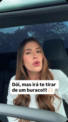 Adriana Sant ‘ Anna on Instagram: "amar a todos não significa conviver com tudo e todos. Algumas pessoas e situações não fazem bem e reconhecer isso é maturidade. Eu e o Rodrigo já tivemos que nos afastar para proteger nossa casa, nossa paz e o propósito que Deus nos deu. Limitar acesso não é excluir. É guardar o que é precioso. Que essa mensagem possa alcançar mts coraçoes! Envia pra sua amiga que precisa dessa coragem! ❤️"