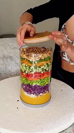 “EPIC PARTY SALADS” SPRING ROLL INSPIRED CHOPPED VERMICELLI SALAD WITH CARROT-GINGER-PEANUT DRESSING. Linking this jar in my stories! Simply layer, store, flip & toss! This is in between that delicious restaurant carrot-ginger dressing & a peanut sauce but lighter! @jackfruitfulkitchen inspired this size 😉 • *serves 6-8* For the dressing: 4 medium carrots, peeled and chopped 1/2 medium onion, chopped 1 1/2 tbsp chopped fresh ginger 1/2 cup rice vinegar 1/4 cup tamari soy sauce 6 tbsp peanut but