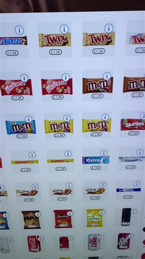The Coolest M&M Vending Machine - Vending Guru #fyp #chocolate #vendingmachine #vending #tech #shorts
