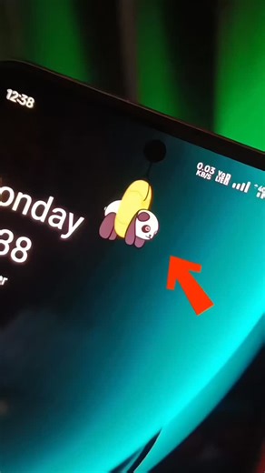 Sikhega India on Instagram: "Customize your status bar with favorite emojis 🔥 . . Your phone 📱 + center emojis 😍😈🔥 = next level look 🤯✨ . . Day-2 . . Tag:- #stauts #wallpaper #techreels #sikhegaindia_ #tech"